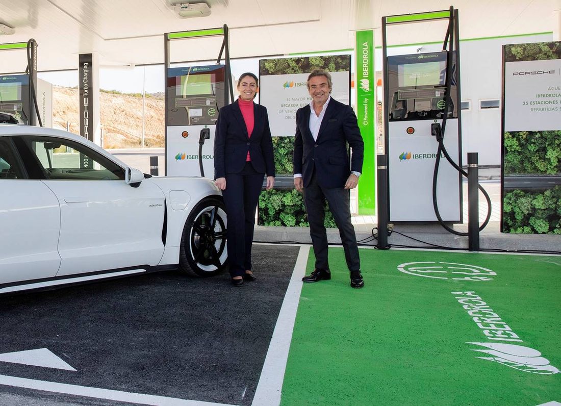 Iberdrola inaugura en Elche una estación de carga rápida para coches ...