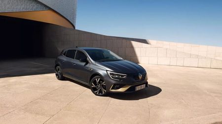 Renault suprime los Captur y Megane híbridos enchufables por su baja ...