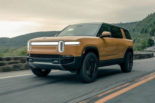 El SUV eléctrico Rivian R2, que llegará a España, se filtra justo antes ...