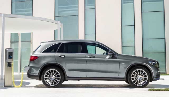 Presentado el Mercedes GLC 350E. Un híbrido enchufable con 34 ...